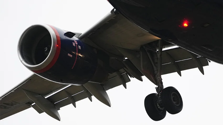 Utair flight from Dubai to Moscow returns safely after technical issue ...