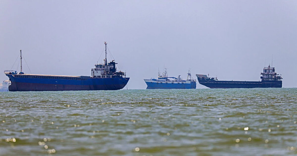 First container ship arrives at Iranian port after US lifts its ...