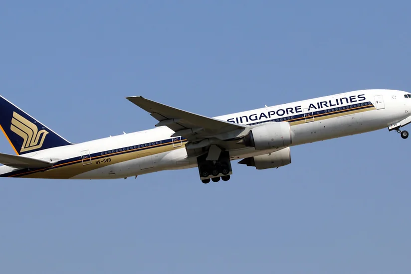 Singapore Airlines flight makes emergency landing due to passenger ...