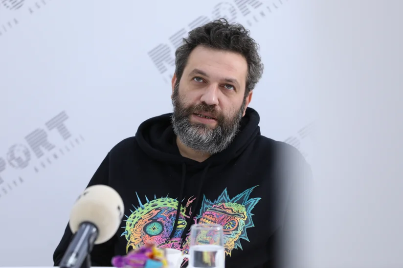 Taleh Yüzbəyov: “Bomj roluna çəkilmək üçün saçımı, dırnaqlarımı ...