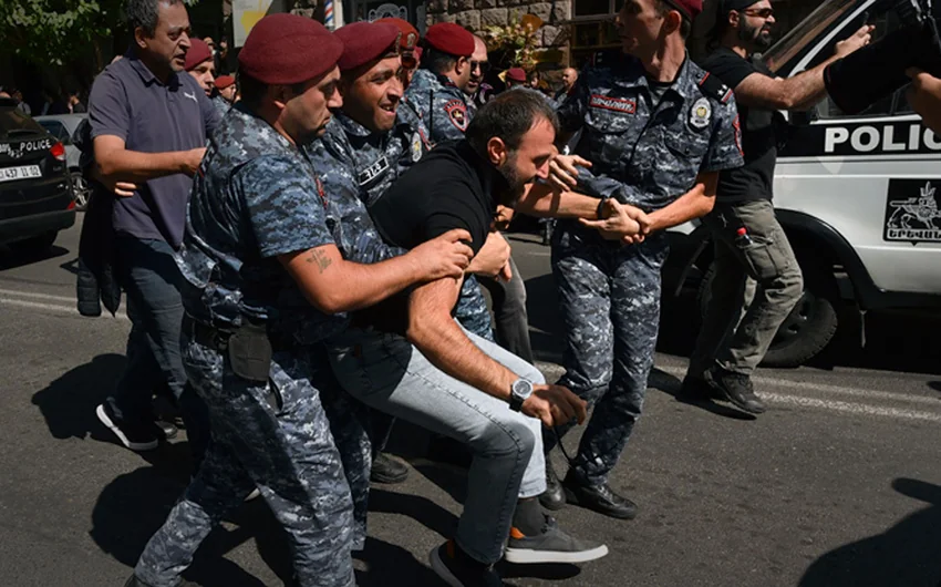 Brawl near Yerevan leads to six arrests and injured police officers ...