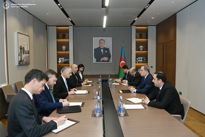 Azerbaijani FM informs Louis Bono about peace talks with Armenia ...