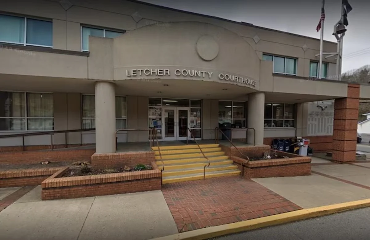 Kentucky judge shot and killed in chambers, sheriff charged with murder ...