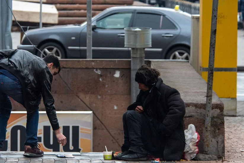 Almost half of Armenian population lives below poverty line | Report.az