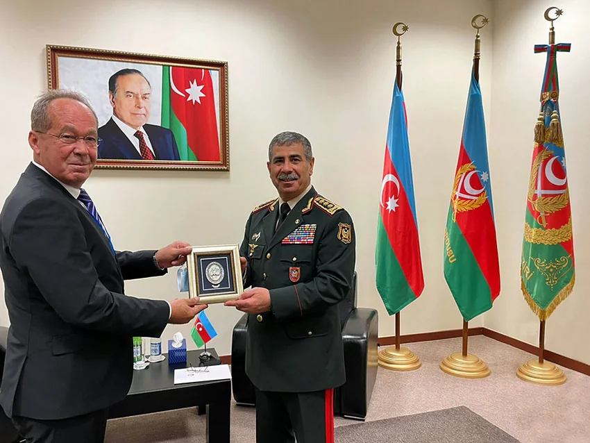 Zakir Hasanov meets with Defense Minister of Bosnia and Herzegovina ...