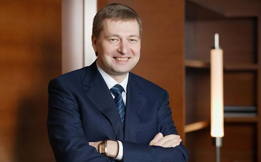 Russian businessman eyes purchasing Brazilian football club | Report.az