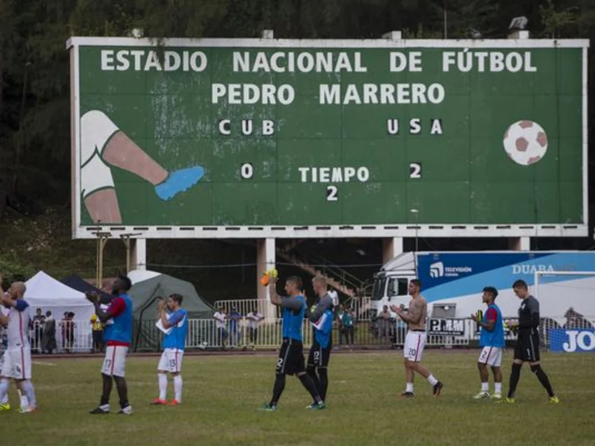 National football teams of Cuba and US played with each other for first ...