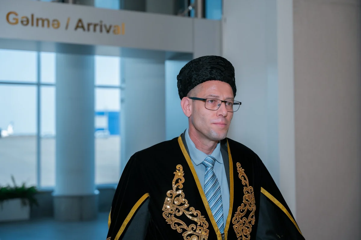 Newly appointed Israeli ambassador to Azerbaijan arrives in Baku ...